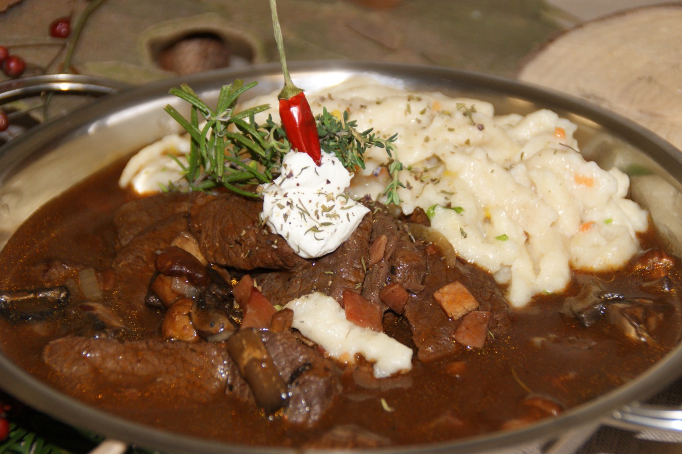 Klassisches Wildragout - Regionale Rezepte